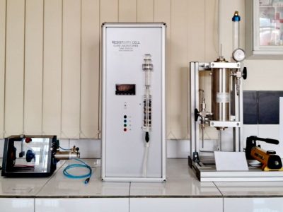 Petroleum Engineering » Laboratory (Petrophysics)